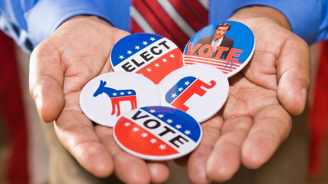 The two main types of campaign strategies: grassroots and traditional ...